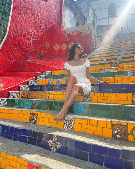 Setareh Khatibis Feet