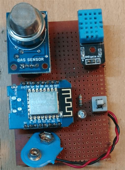 Something Related Temprature And Smoke Rarduino