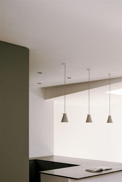 Francesco Pierazzi Adds Light Filled Extension To Suncatcher House