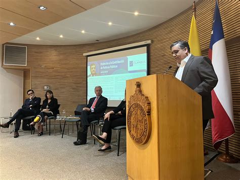 Clapes Uc Distinción A La Trayectoria Económica A Alejandro Foxley Y A La Contribución De