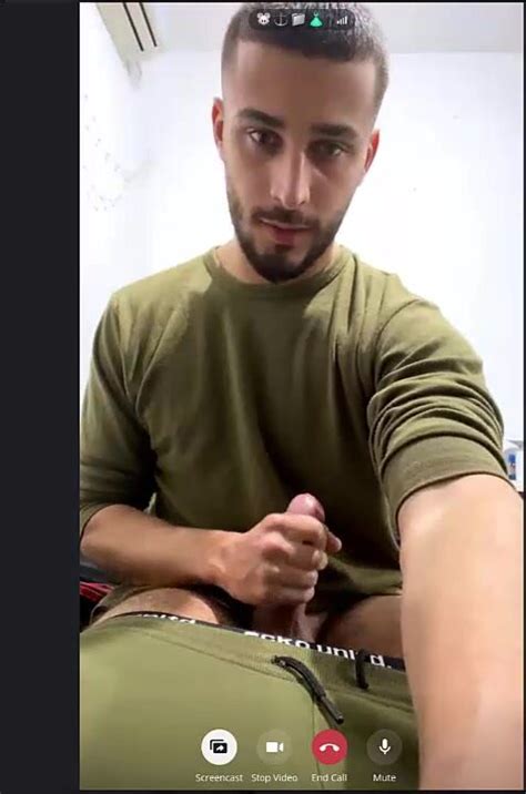 Hot Israeli Army Soldier Guy Baited On Cam Golden Angle 日本語で