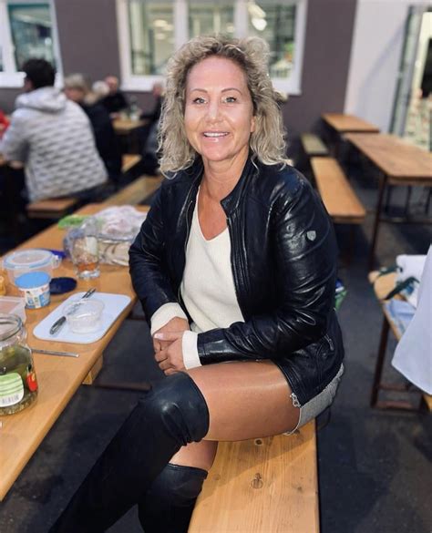 Fashion Schieck R Crossedlegsinnylon