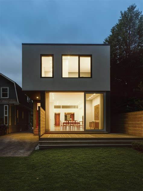 Aluminium Louvres Screen Facade Of Toronto Home By Paul Raff