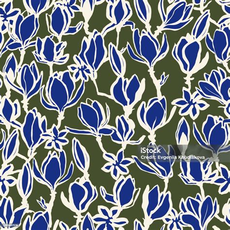 꽃 이음새가 없는 무늬 손으로 그린 목련 꽃이있는 다채로운 빈티지 벡터 배경 직물 종이 상품 가정용 섬유에 대한 향수 복고풍