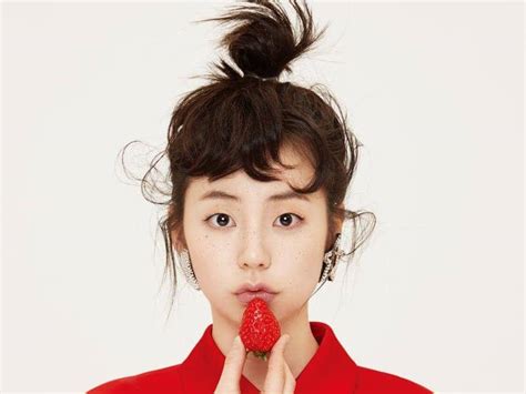 9 Harga Outfit Simpel Ahn So Hee Dalam Drama Eulachacha Waikiki 2 Idn