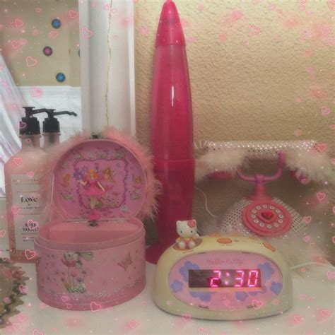 Adorable Hello Kitty Alarm Clock