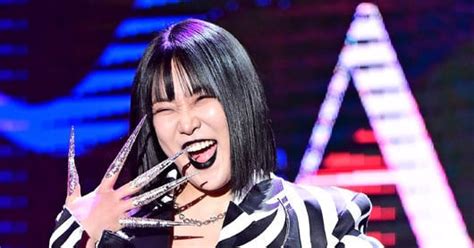 사진 랄랄 매력 뽐내며 조선비즈