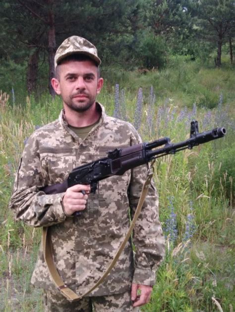 Захищаючи Україну на фронті загинув 38 річний воїн з села Петриків Тарас Міщук