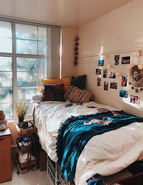 2018 Freshman Dorm Uf🤩 Cozy Dorm Room Dorm Room Styles Dorm Room Decor