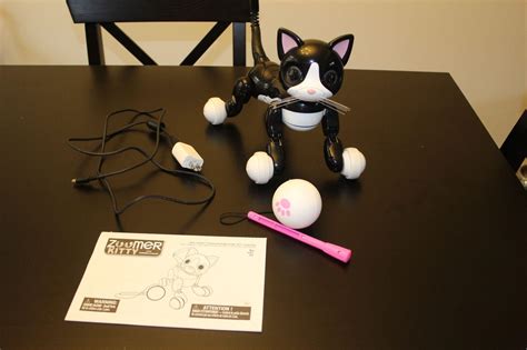 Spin Master Zoomer Kitty Black And White Includes Charger Toy And