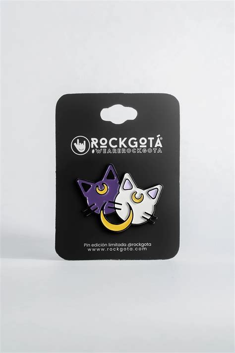 Pin Metalico Sailor Moon Luna Y Artemis Rockgotá