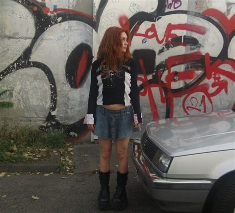 Leepa Veröffentlicht Mit Renn Ihre Erste Komplett Deutschsprachige Single Frontstage Magazine De