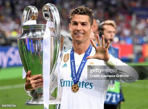 39274 Ronaldo Champions League Photos And High Res Pictures Getty Images