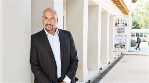 Θεοκλής Ζαούτης στην «Κ Ομπρέλα συνεργασιών ανοίγει το Columbia στην Αθήνα Η ΚΑΘΗΜΕΡΙΝΗ