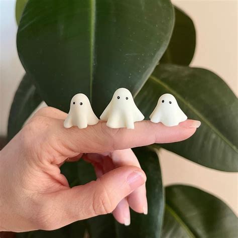 Glow In The Dark Mini Ghosts Tiny Polymer Clay Halloween Decorations Small Fluorescent