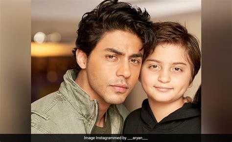 Suhana Khans Lol Comment On Brother Aryans Viral Post Thanks For