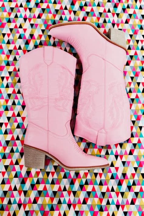 Dolly Partons Pink Cowgirl Boots 85 Pink Cow Girl Boots Dolly