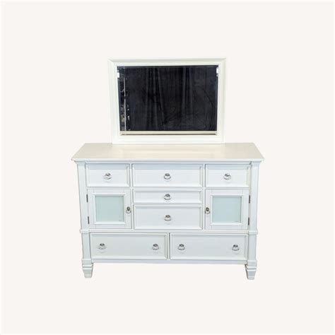 Ashley Furniture Classic Prentice Dresser And Mirror Aptdeco