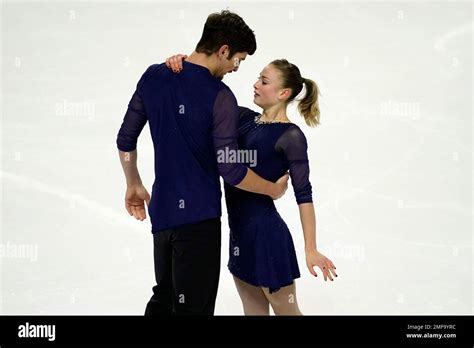 Evelyn Grace Hanns And Jim Garbutt Perform During The Pairs Free Skate At The U S Figure