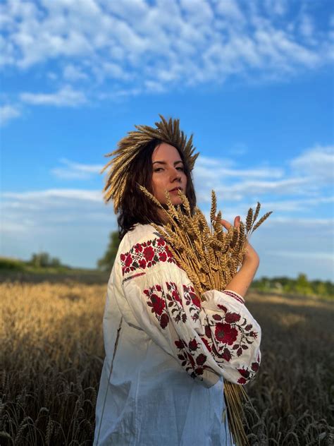 Pin By Syf On Slavic Photoshoot Model Ukrainian