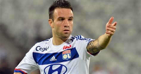 Valbuena Lyon Forced To Confirm Mathieu Valbuena Isnt Dead After Despicable Rumours