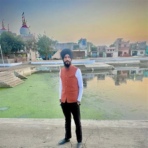 Ravinder Singh