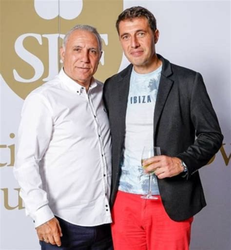 Кирил Евтимов Моят Еверест беше срещата с Чък Норис вкъщи съм като