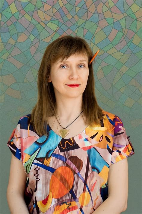 Jaunius Varnas Truputis Realybės Taikos Balandžiams Facebook