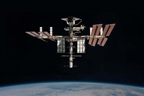 Inside Nasas Ambitious Plan To Bring The Iss Crashing Back To Earth New Scientist