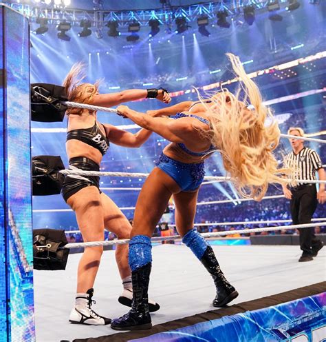 Women Of Wwe — Wrestlemania 38 Charlotte Flair Vs Ronda Rousey