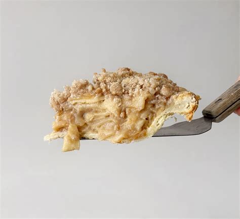 Dapper Apple Emporium Pies