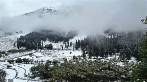 Kashmir Weather Srinagar Records Seasons First Sub Zero Night As
