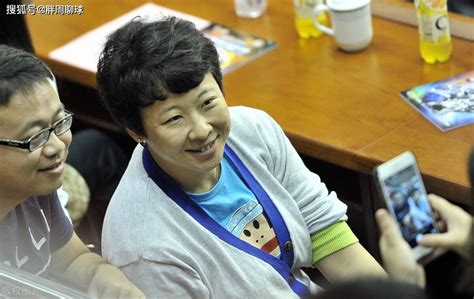 正式任命！冯坤走上教练岗位，暂别家庭执教女排，陈忠和没看错人中国女排排球发展