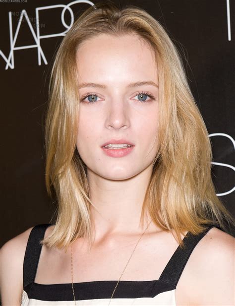 Daria Strokous Pictures