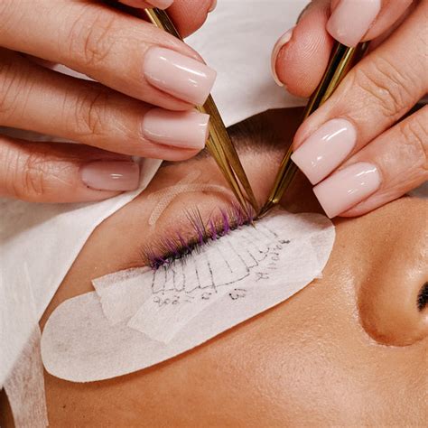 How To Stop Lash Extensions Sticking Together London Lash
