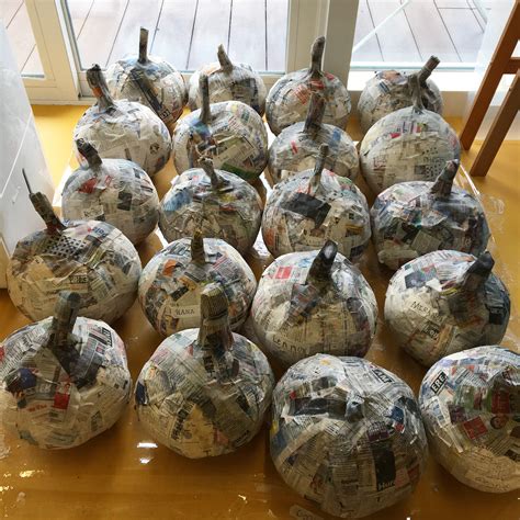 Papier Mâché Pumpkins Ms Kit Lang