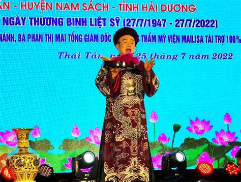 Nghệ Sĩ ưu Tú Xuân Hinh Hát Tri ân Các Anh Hùng Liệt Sĩ ở Xã Thái Tân