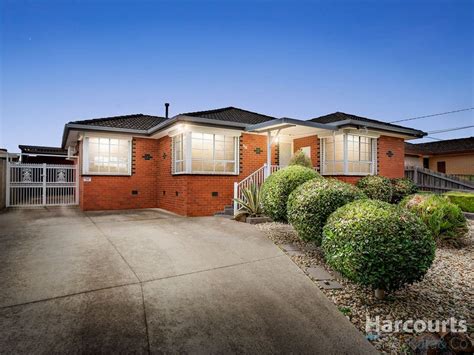 114 Edgars Road Thomastown Vic 3074 Property Details