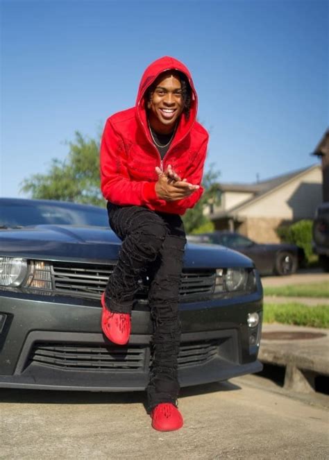 Eli Unique Height Weight Age Girlfriend Facts Biography