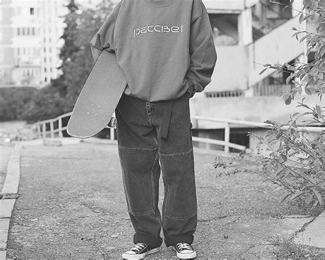 Skateboarding Clothes For Men How To Get The Skater Style Outfits