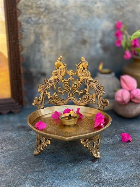 Double Peacock Diya Uruli