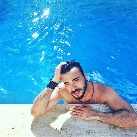 Faik Ergin 1649378 Uludağ Sözlük Galeri