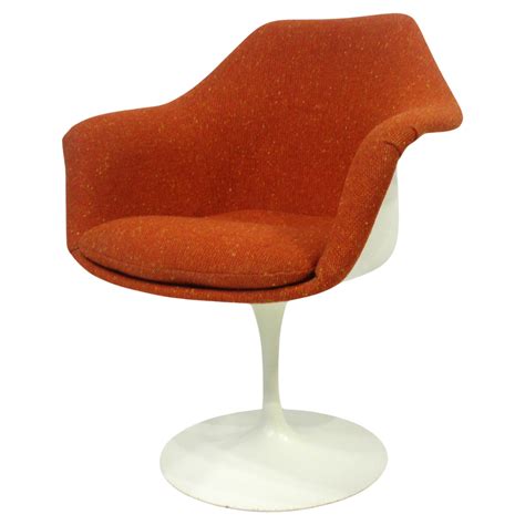 Tulip Chair By Eero Saarinen For Sale At 1stdibs