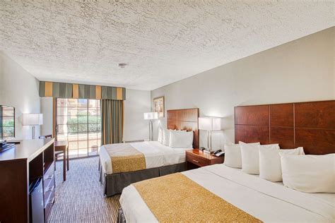 Best Western Green Valley Inn Rooms And Rates