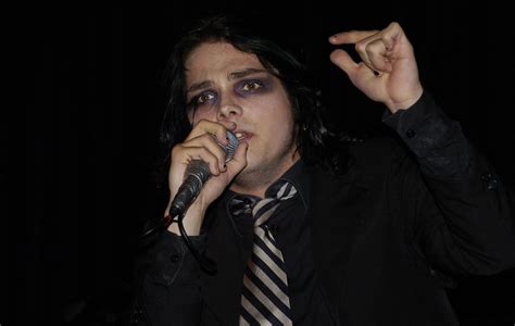 Gerard Way No Makeup Mugeek Vidalondon