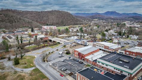 625 E Elk Ave Elizabethton Tn 37643 Loopnet