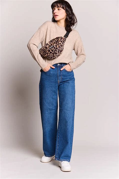 Olivia Leopard Organic Eco Responsible Bum Bag Hindbag