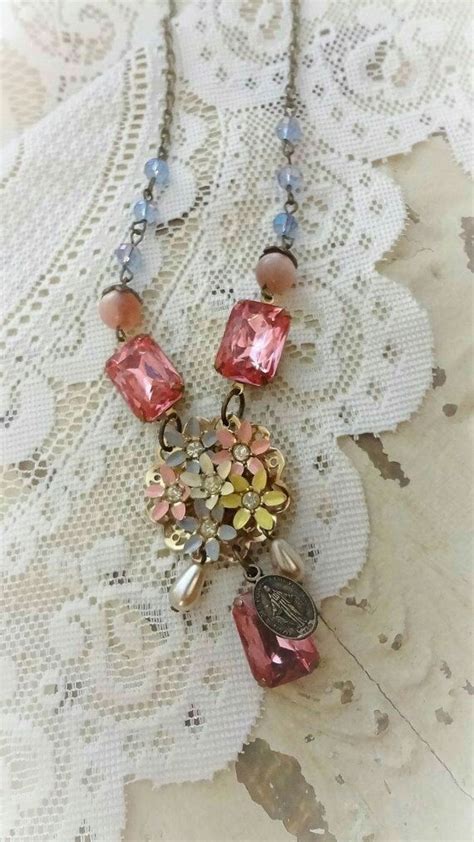 Pin By Kat Bee Gee On Jewelry Vintage Jewelry Ideas Vintage Assemblage Jewelry Jewelry Art