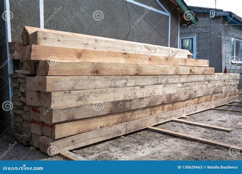 Industrial Timber Building Materials For Carpentry Building Repairing