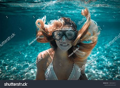 Girl Underwater Hair